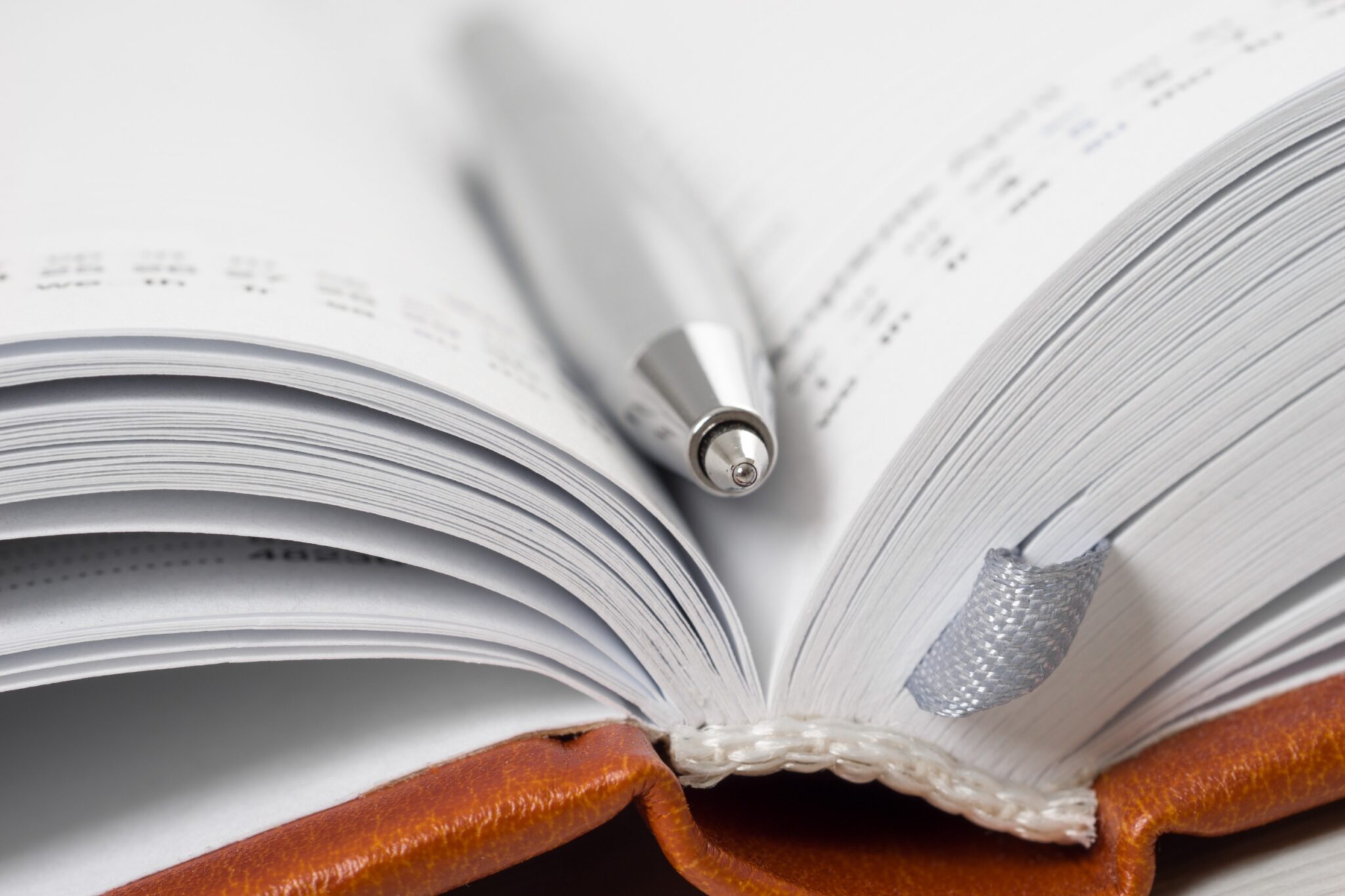 Who Is Responsible For Filling In An Accident Book?